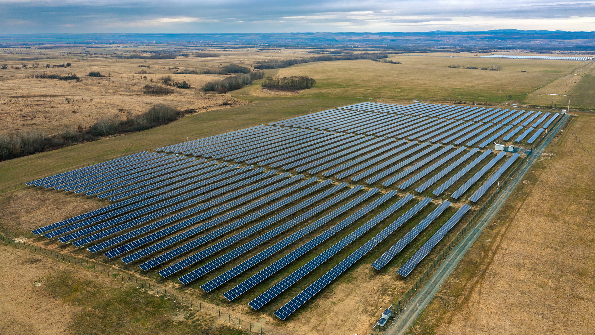 Photon Energy Connects 3.9 MWp Solar PV Power Plant to Grid in Romania ...